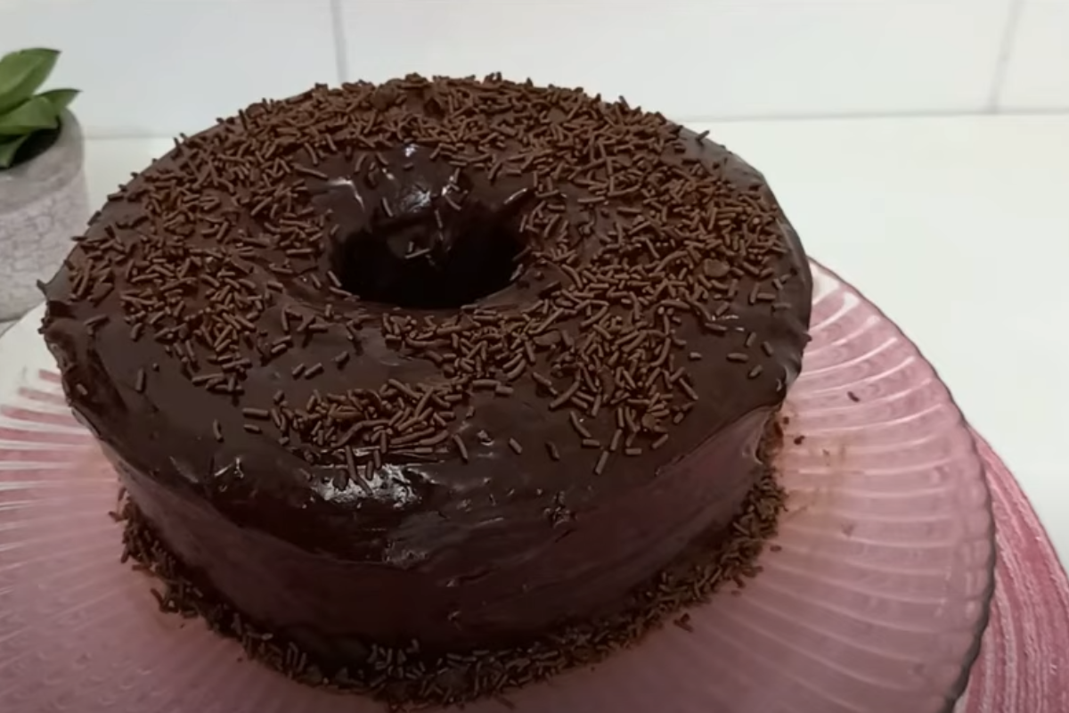 Bolo de chocolate de massa pronta - Receitas da Tia Zilda