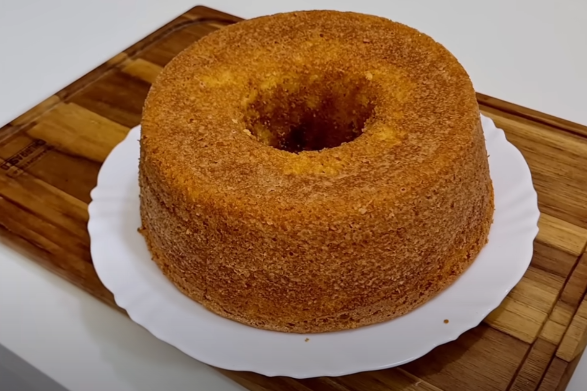 Bolo de milho sem ovo: receita fácil, cremosa e deliciosa - Receitas da ...